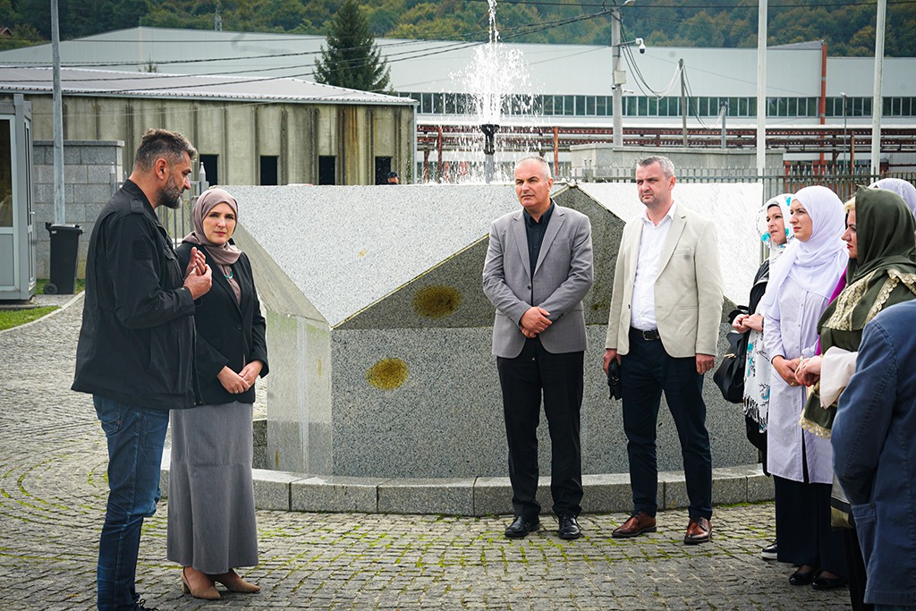 Ministrica za odgoj i obrazovanje Kantona Sarajevo posjetila ...